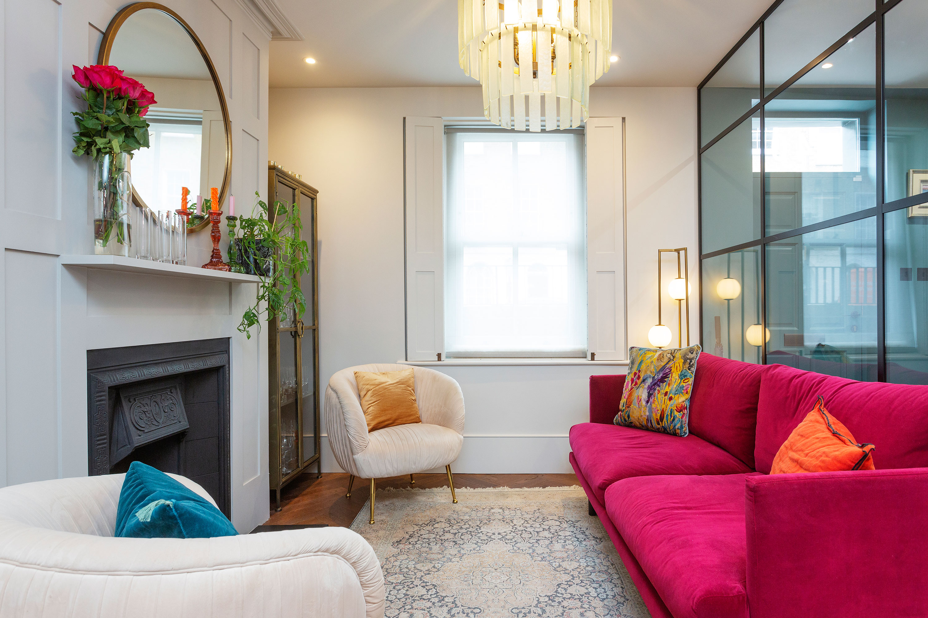 Wood Quirk | 3 Bed Short Let Vacation Rental In London | Veeve